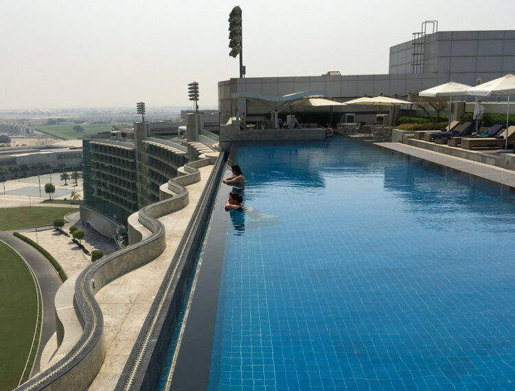 Top 13 Infinity Pools In Dubai With Stunning Views In 2025