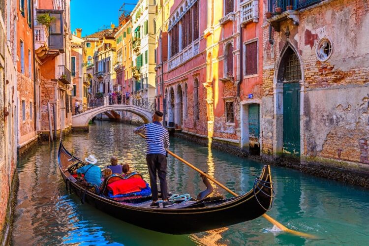 Top 24 Must-Visit Holiday Destinations In February 2026