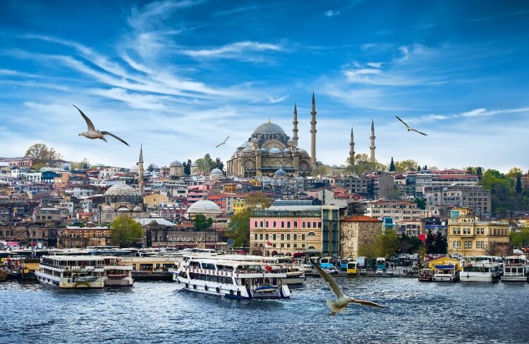 Planning a Trip to Turkey in April? Here's What You Need to Know
