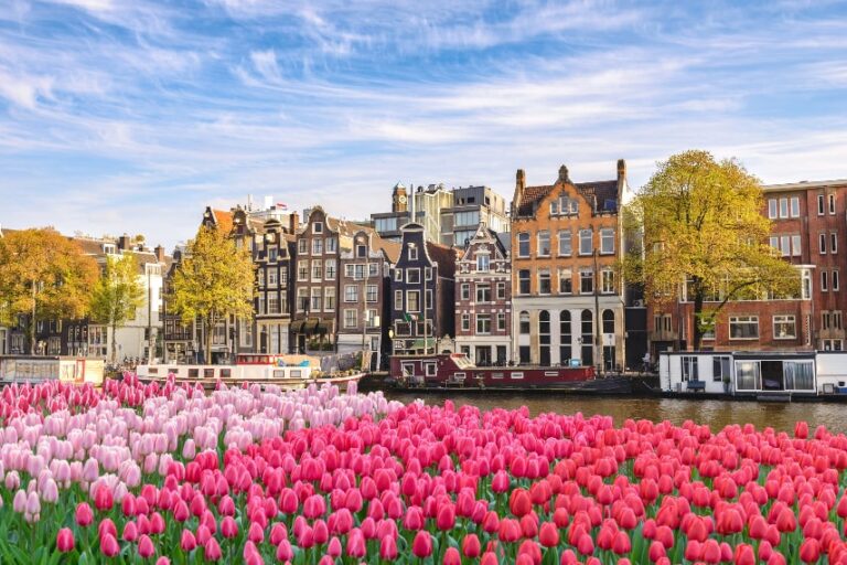 Top 21 Best Holiday Destinations to Visit in April 2026