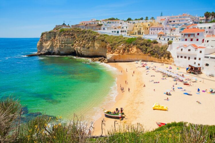 Where Is Hot In April? The 17 Best Places To Go
